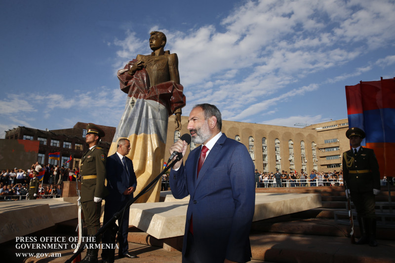 Aram Manukian statue unveiled in Yerevan – Public Radio of Armenia
