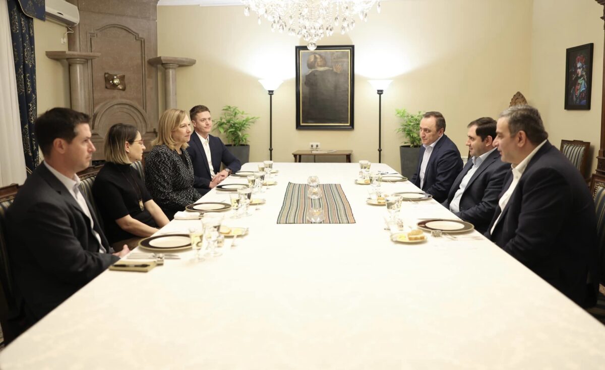 Armenian DM, US Ambassador discuss bilateral defense cooperation ...