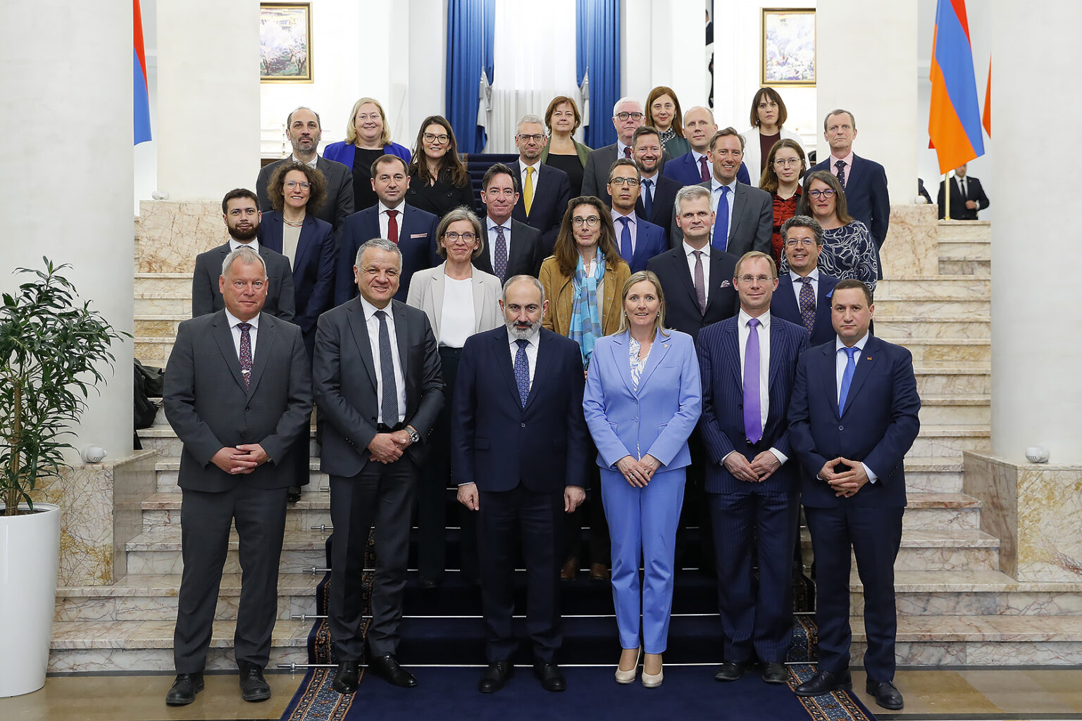 Armenian PM receives members of the Political and Security Committee of ...