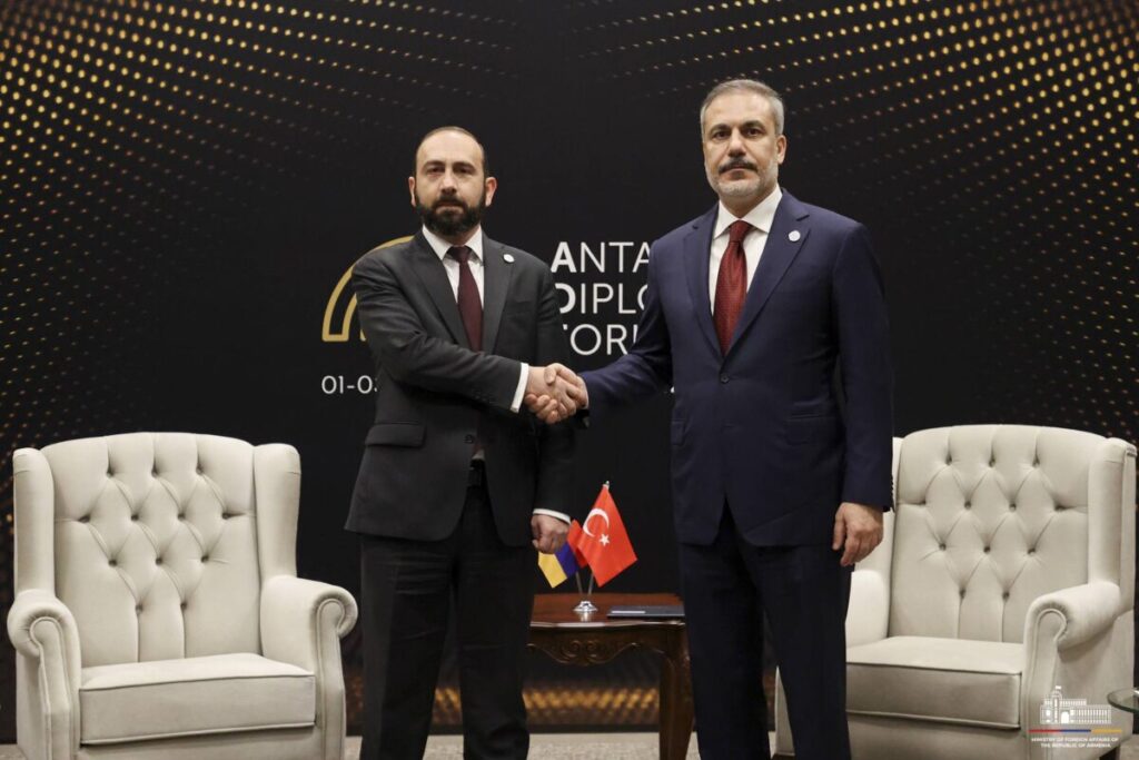 Armenian, Turkish Foreign Ministers to meet in Antalya – Public Radio ...