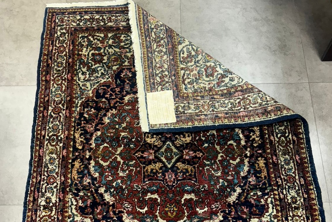 Armenian Genocide Museum Institute receives rug women by Ghazir orphans ...