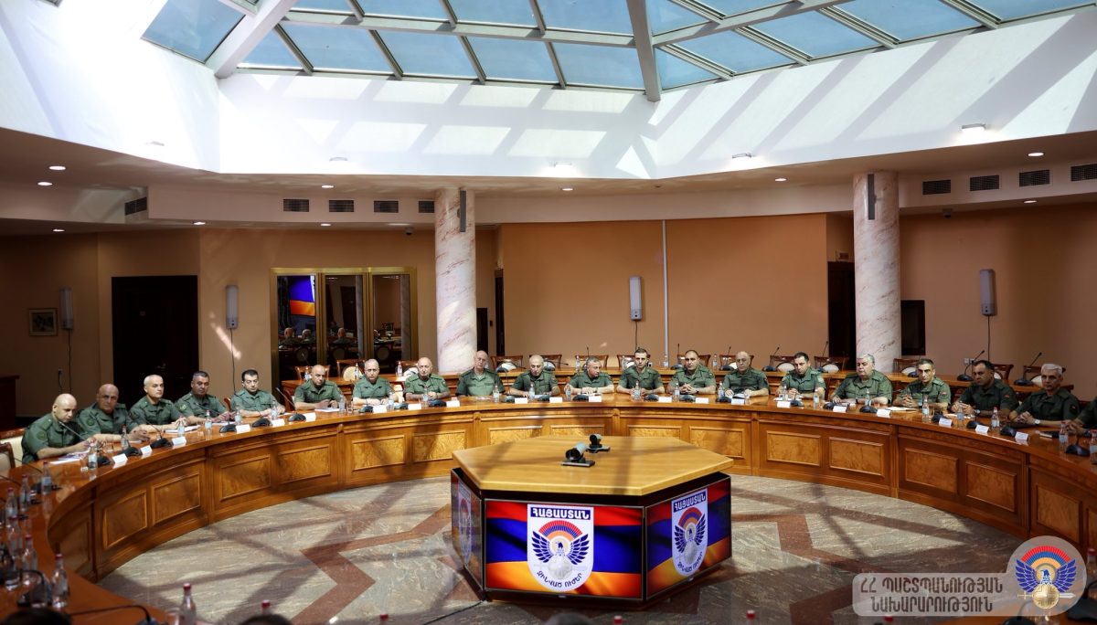 Armenian Defense Minister meets with military attachés accredited ...