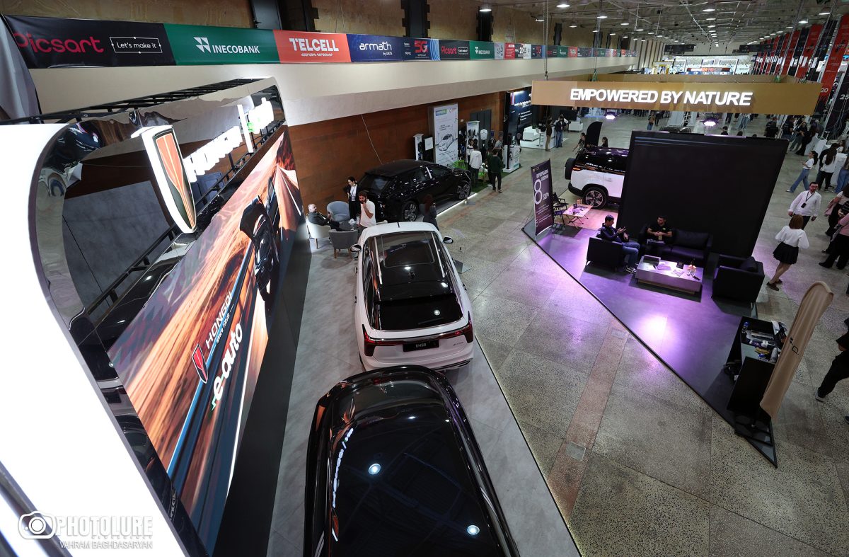 DigiTec 2025 opens in Yerevan, bringing together Armenia’s tech ...